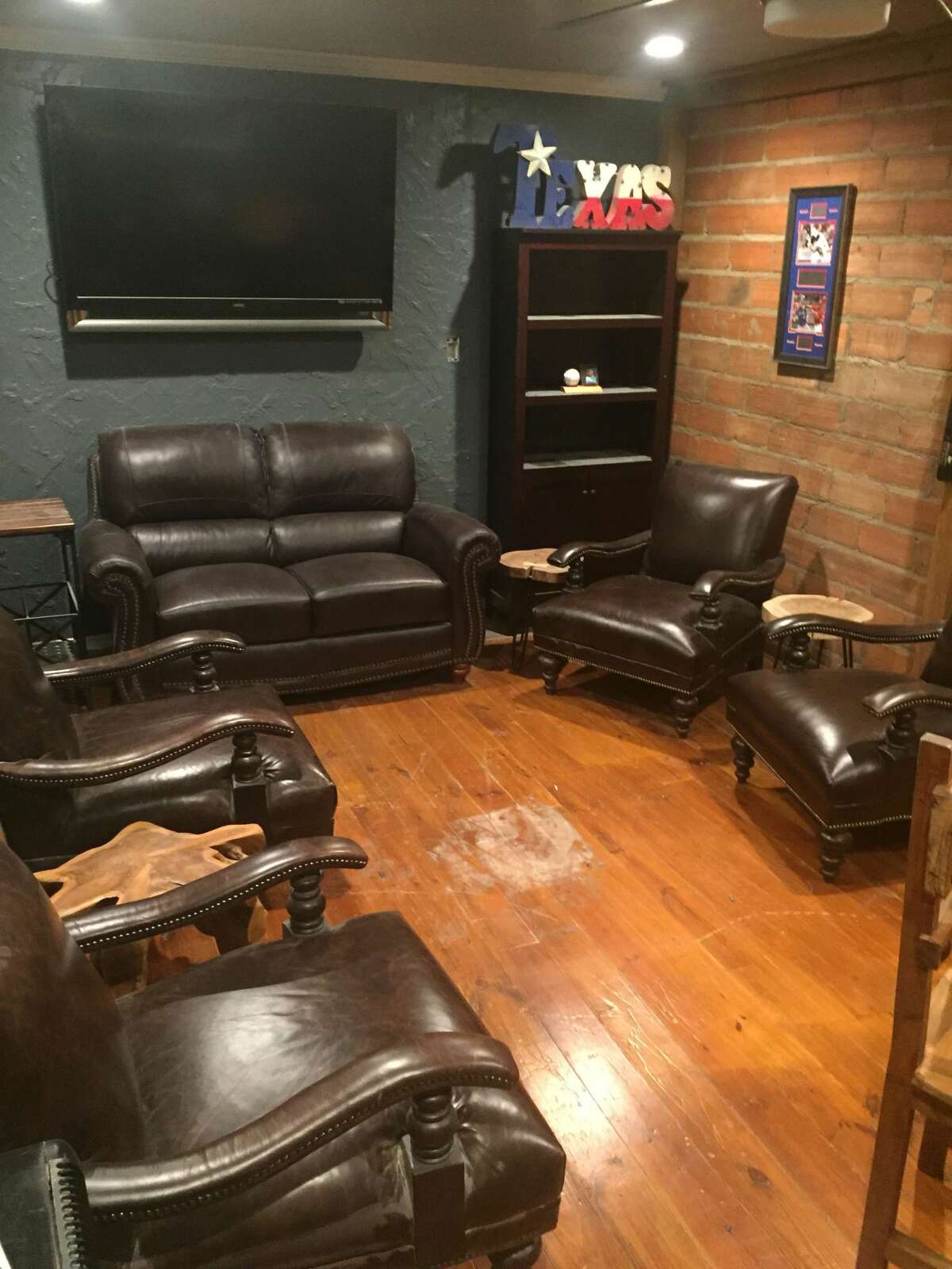 Small Bites: A sneak peek at downtown's new Buffalo Nickel by Cibolo ...