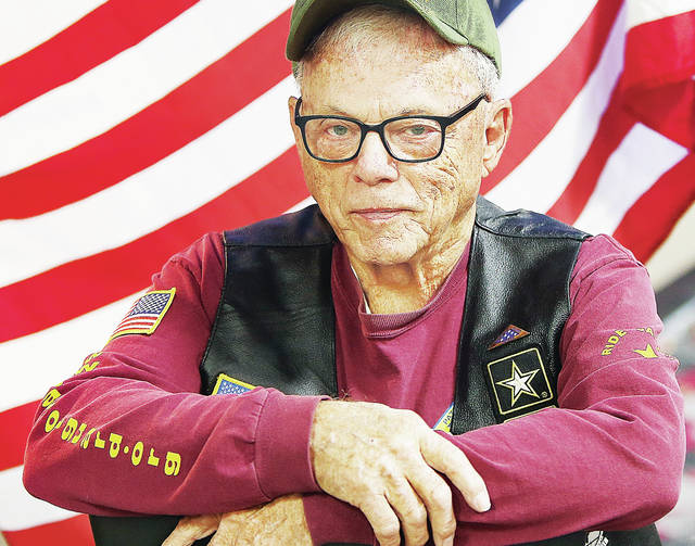 Wave of support: Alton veteran trying to ‘spread America’ with flag ...