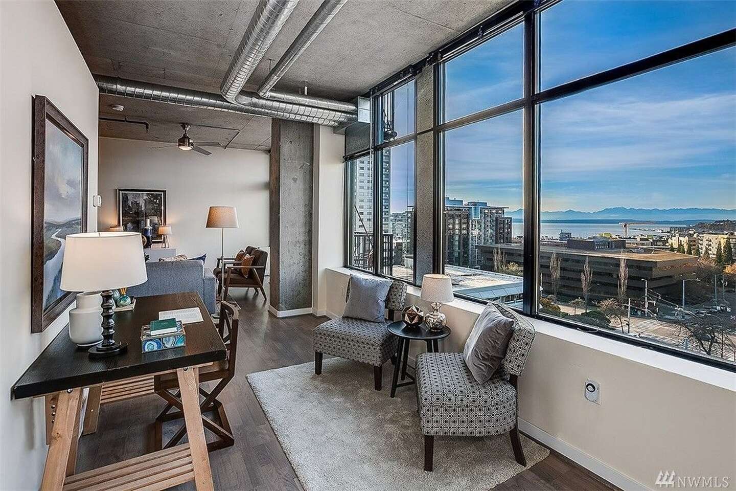 Modern Belltown beauty offers panoramic views
