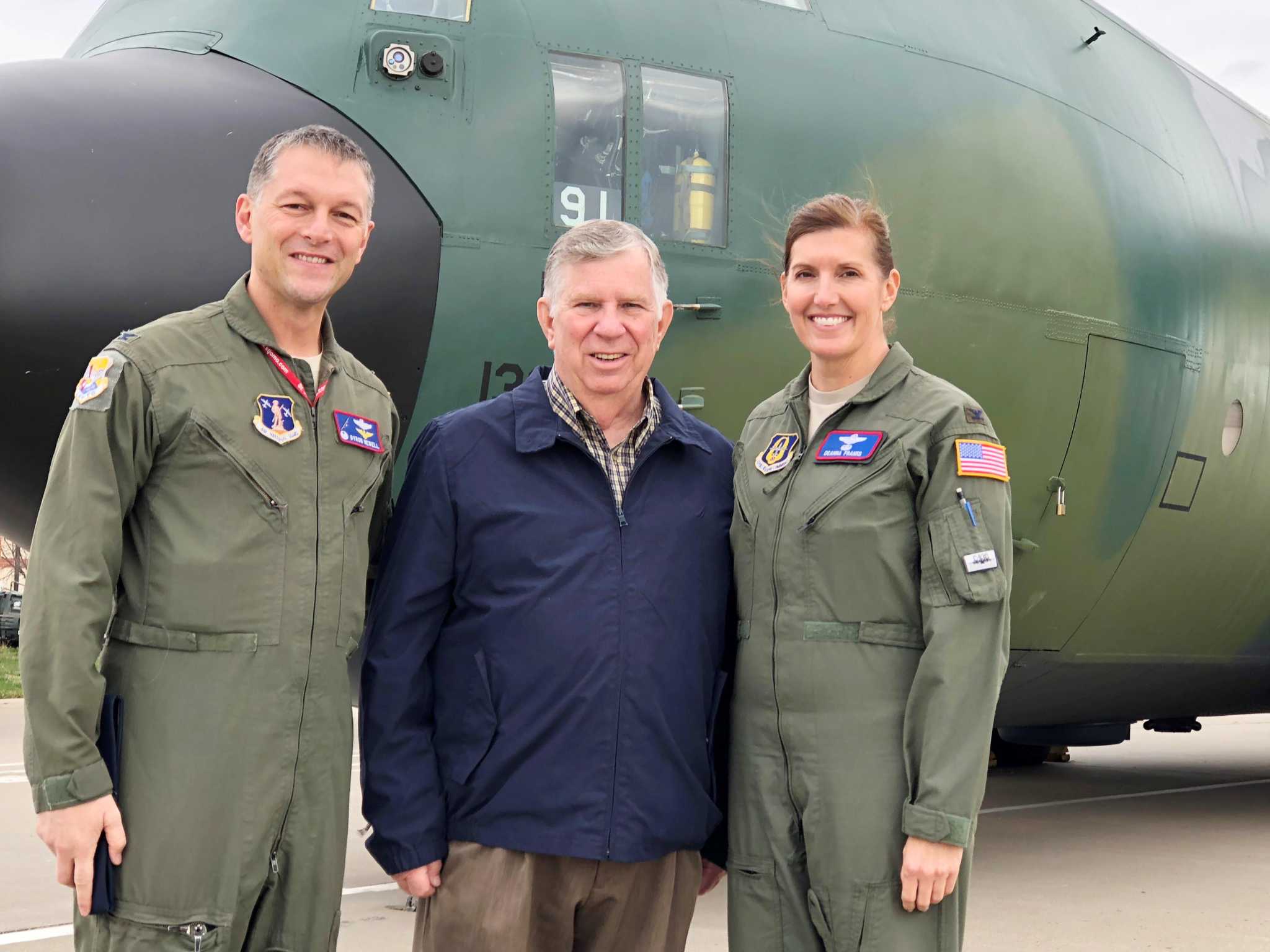 Under the radar no more: Low-flying pilot Howard Dixon honored by Air Force