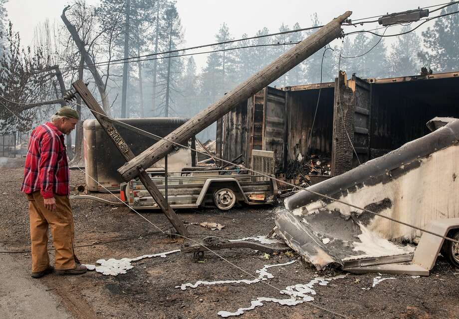 TV reporter, photographer rescue trapped dogs from Camp Fire - SFGate
