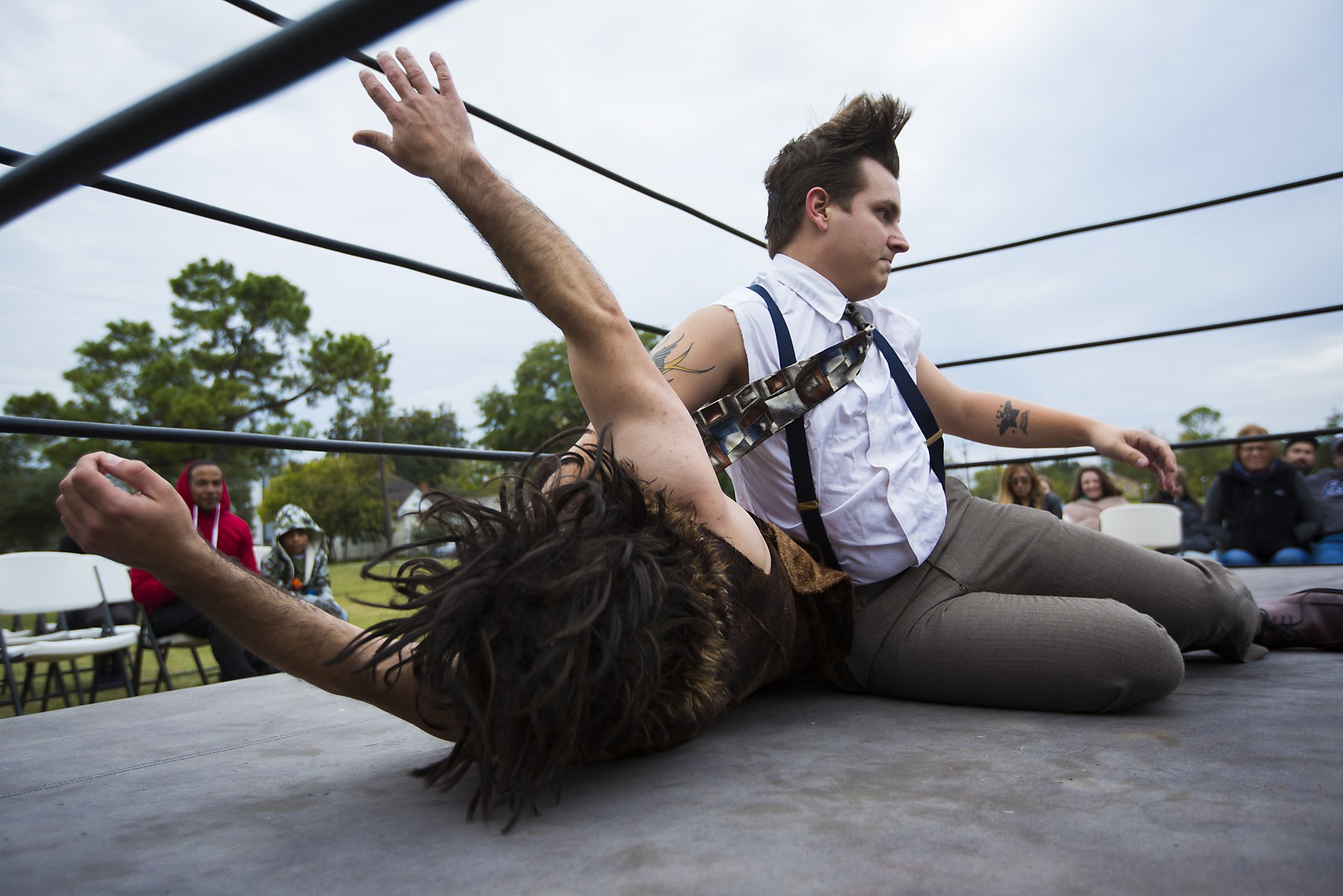 Things to do in Houston this weekend: Doomsday Wrestling, Emma Hewitt