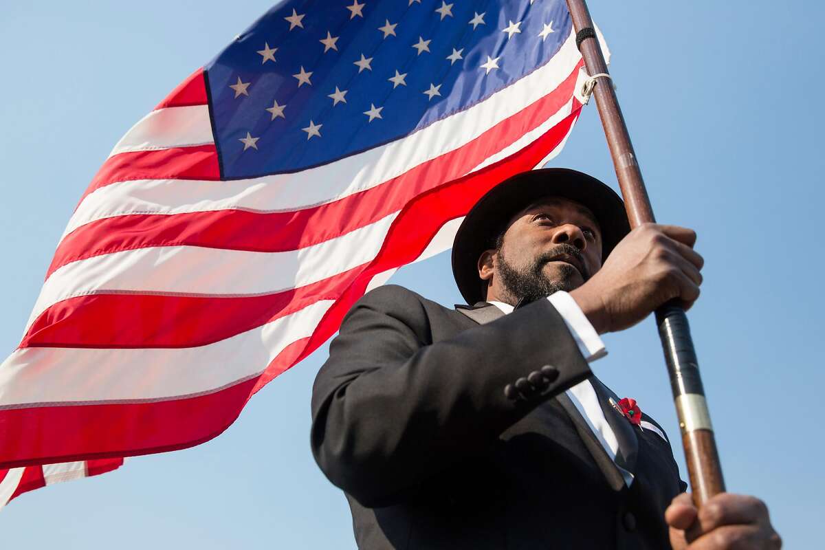 SF Veterans Day Parade marches 100 years after end of WWI