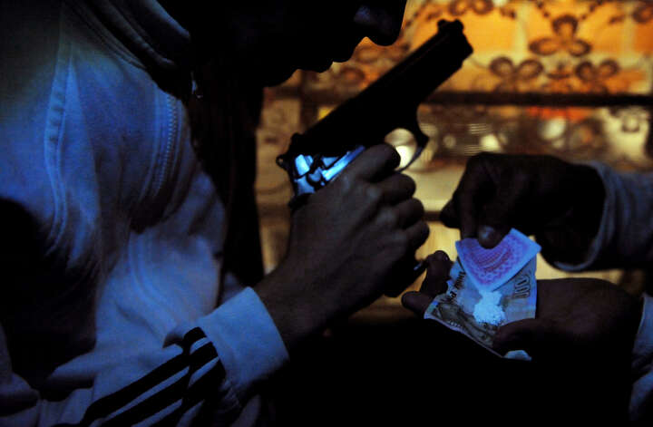 13 gangs and cartels that are working together in Texas