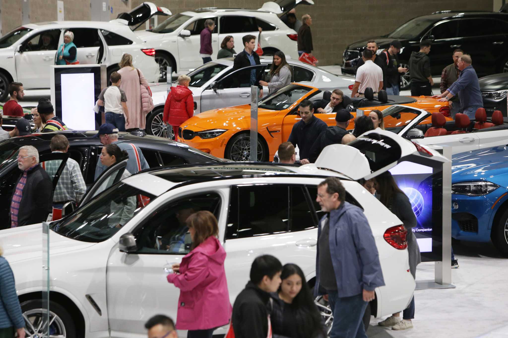 Seattle loves to drive these vehicles, each traveling an average of ...