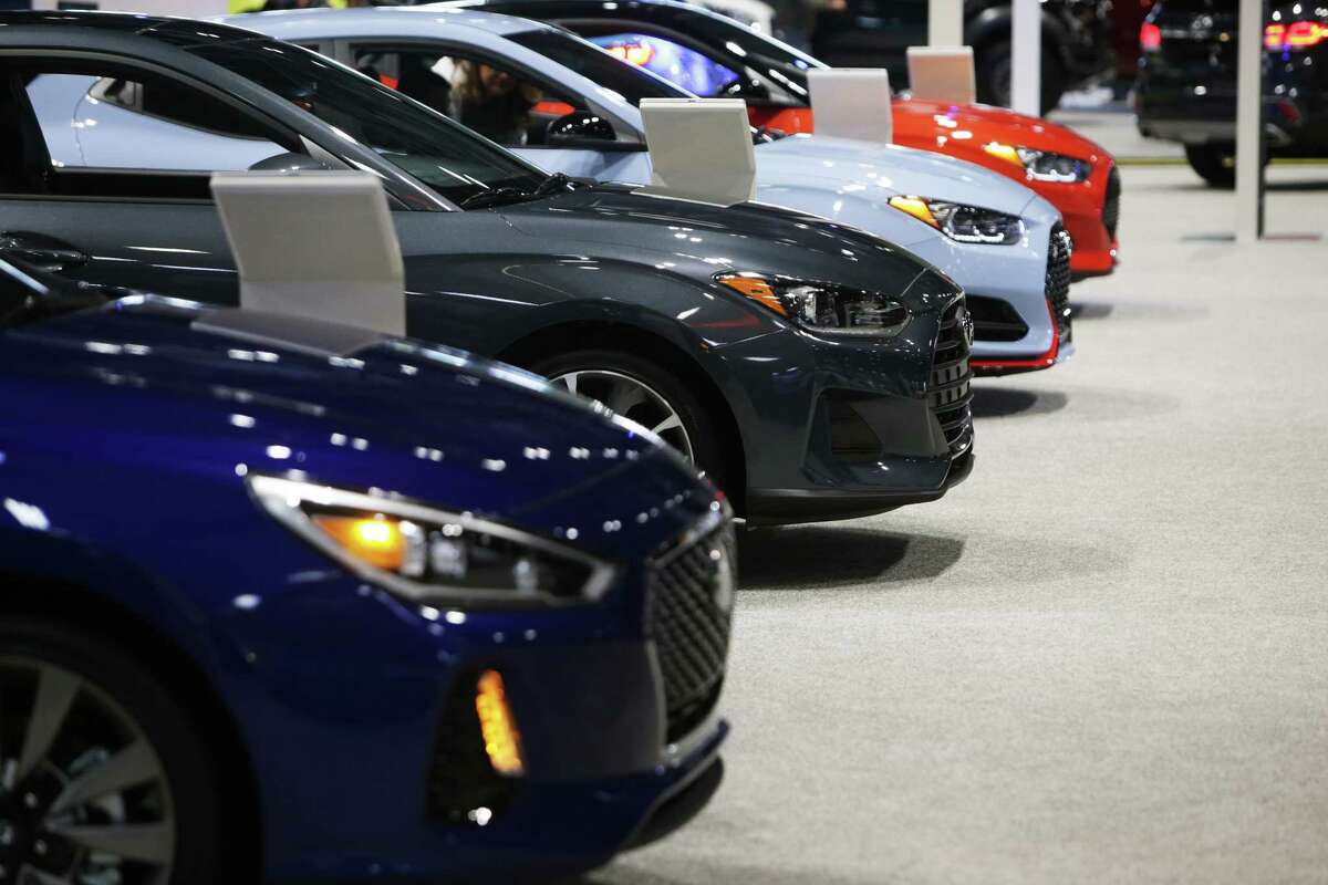 The cars you'll save money on buying online versus in-person in Seattle