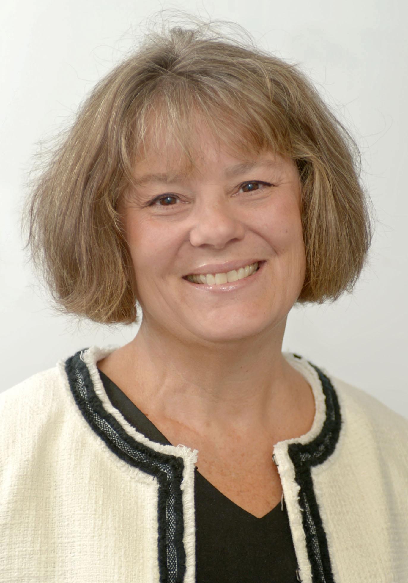 Brinton reregisters as independent, another mayoral bid coming?