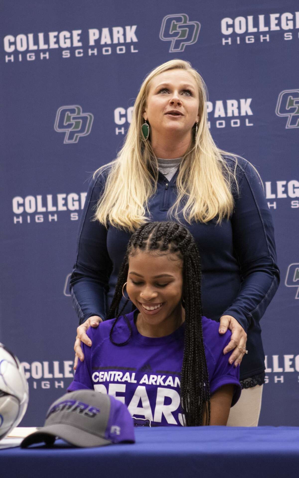 SIGNING DAY: Oak Ridge has 19 sign at ceremony