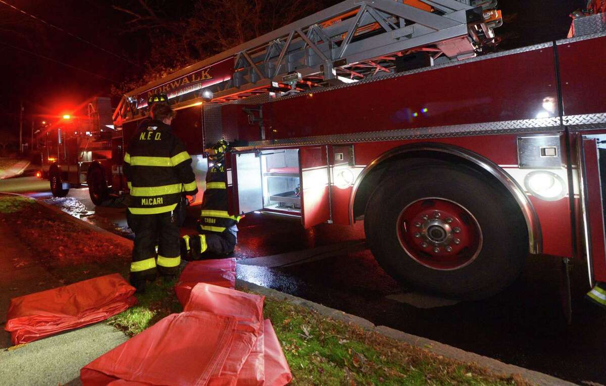 No one injured after small kitchen fire in Norwalk