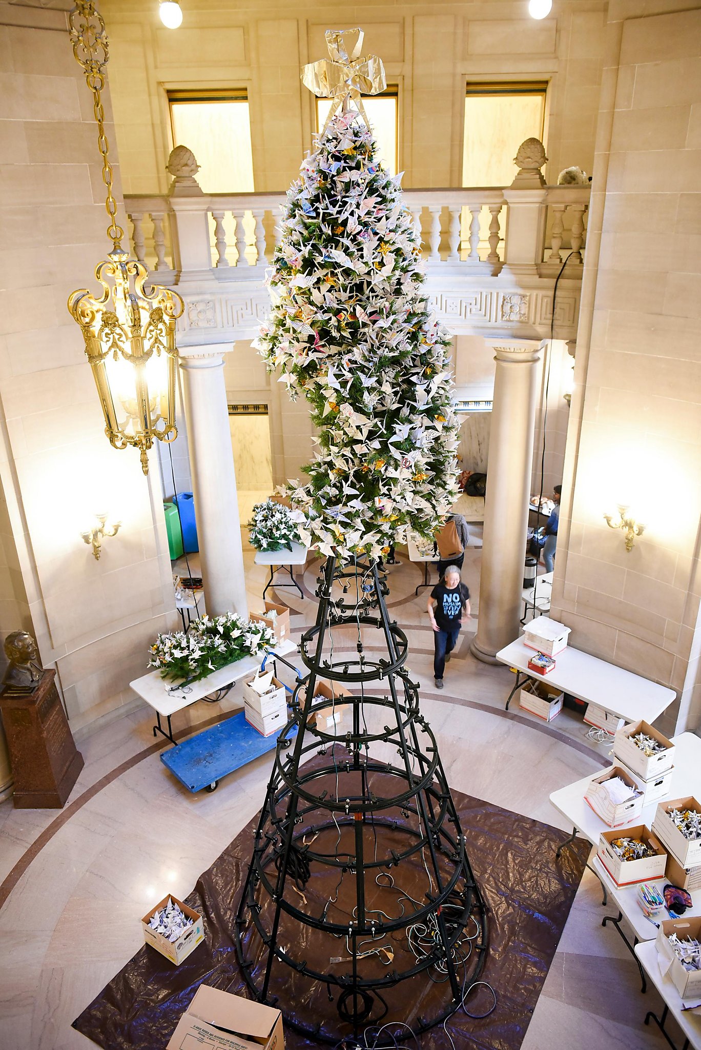 ‘Tree of Hope’ gets the boot from City Hall