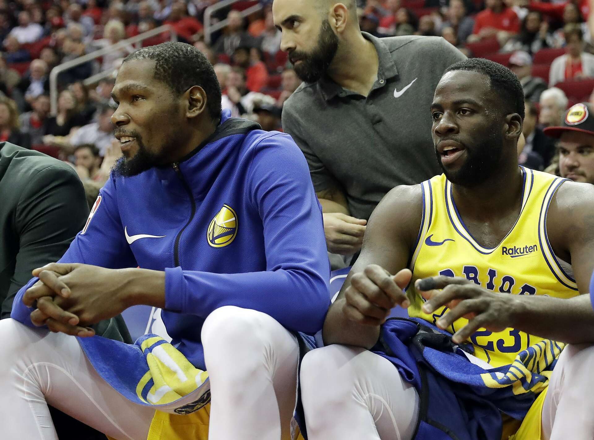 Warriors get routed by Rockets as issues between Durant and Green linger