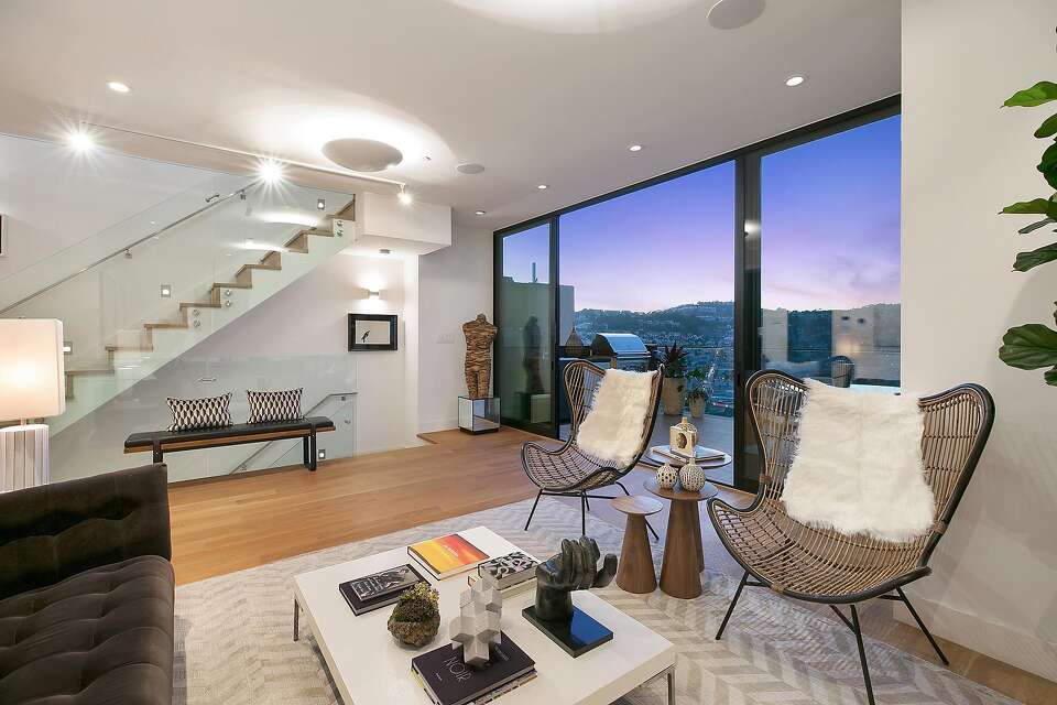 New construction built to impress in Bernal Heights