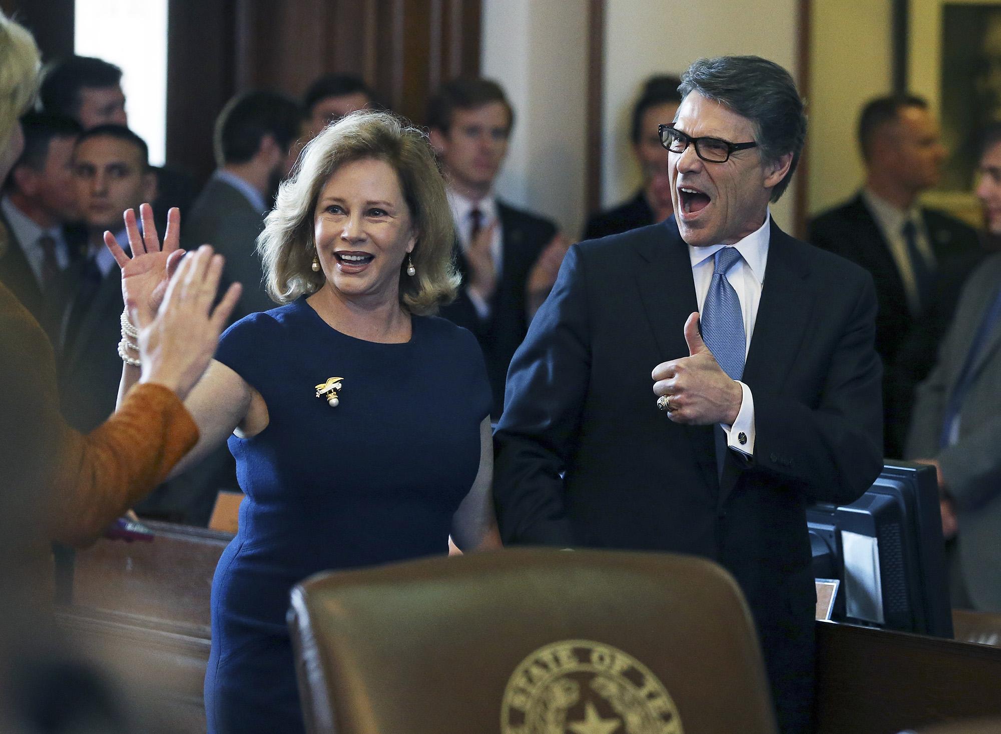 Energy Secretary Rick Perry flies wife around the world with Texas ...