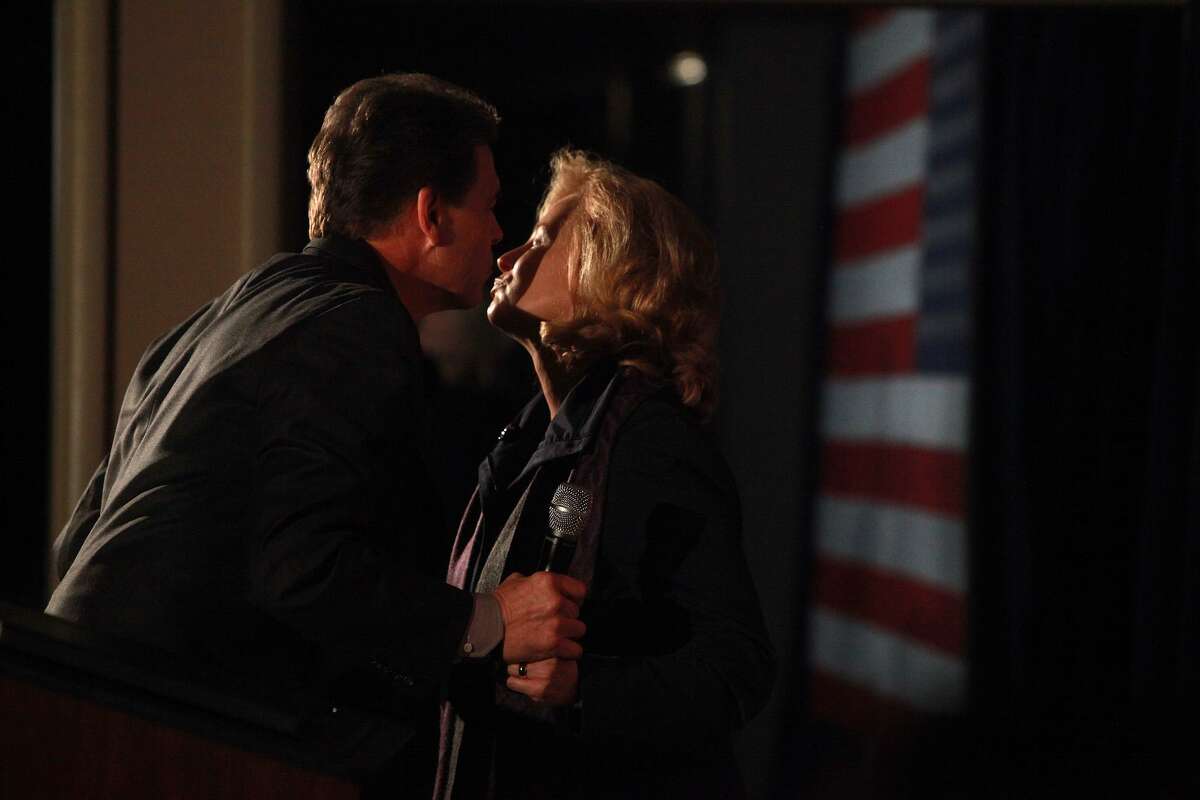 Energy Secretary Rick Perry flies wife around the world with Texas ...