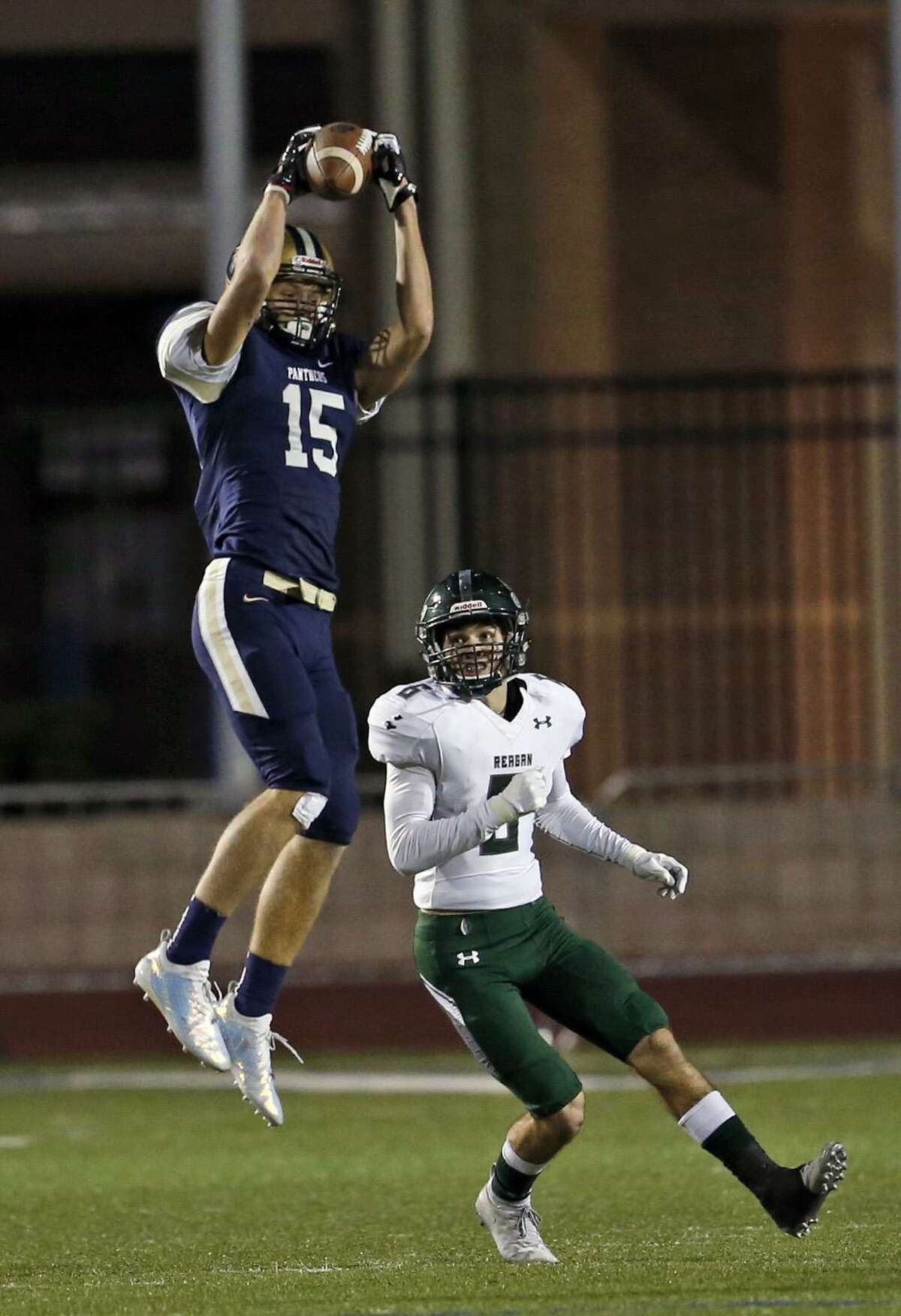 Reagan stuns O’Connor