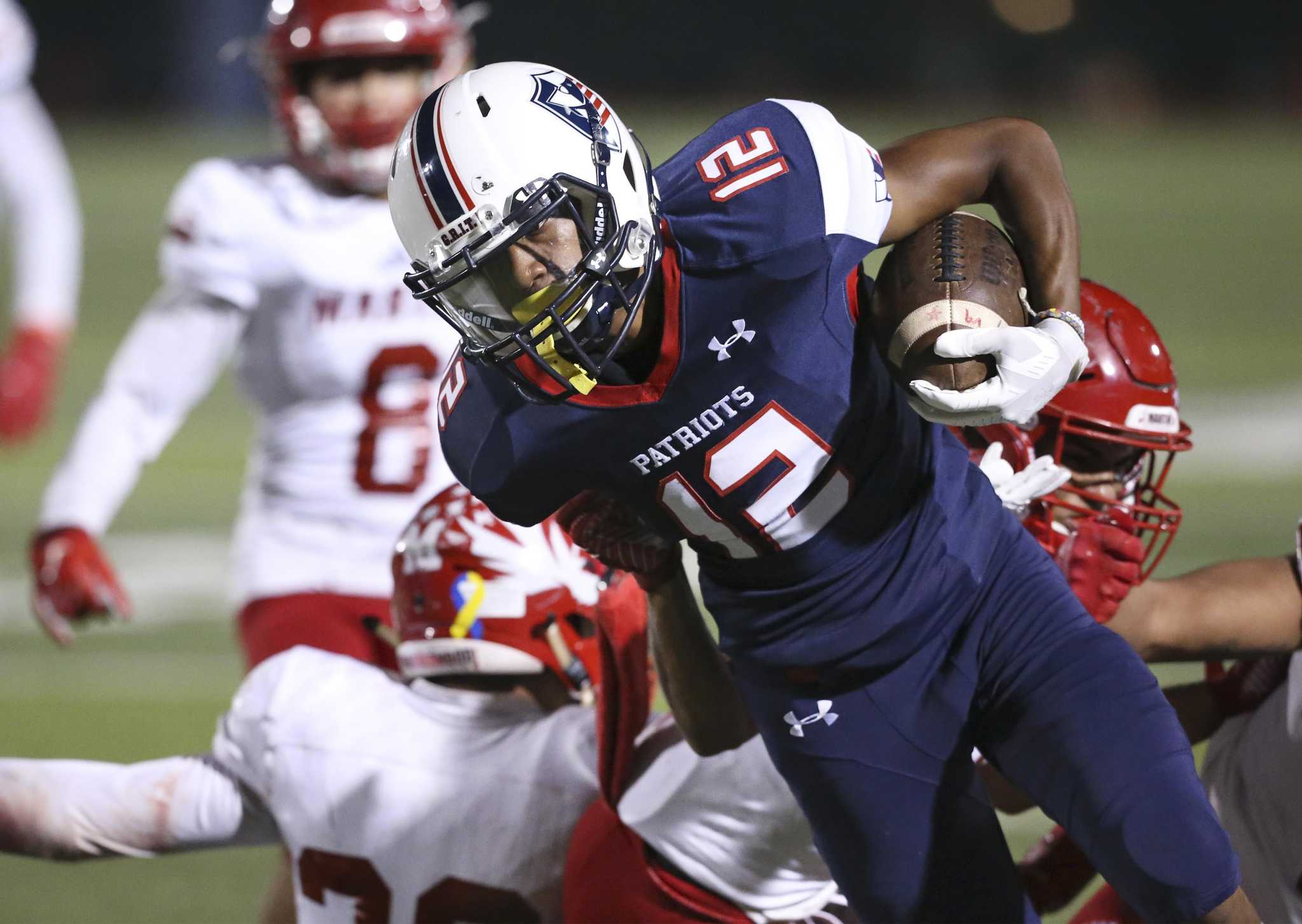 Veterans Memorial beats Laredo Martin in 5A Division I playoff