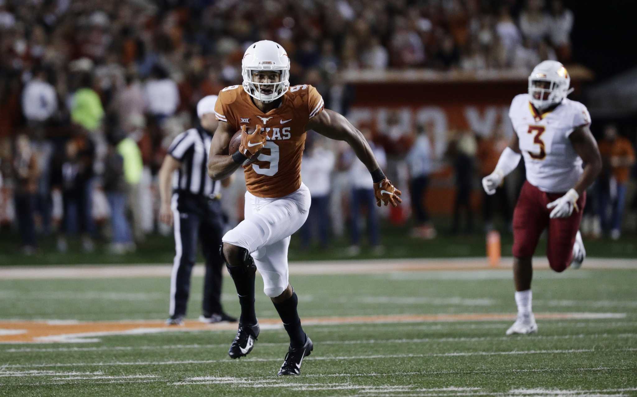 Texas receiver Collin Johnson to return for senior season