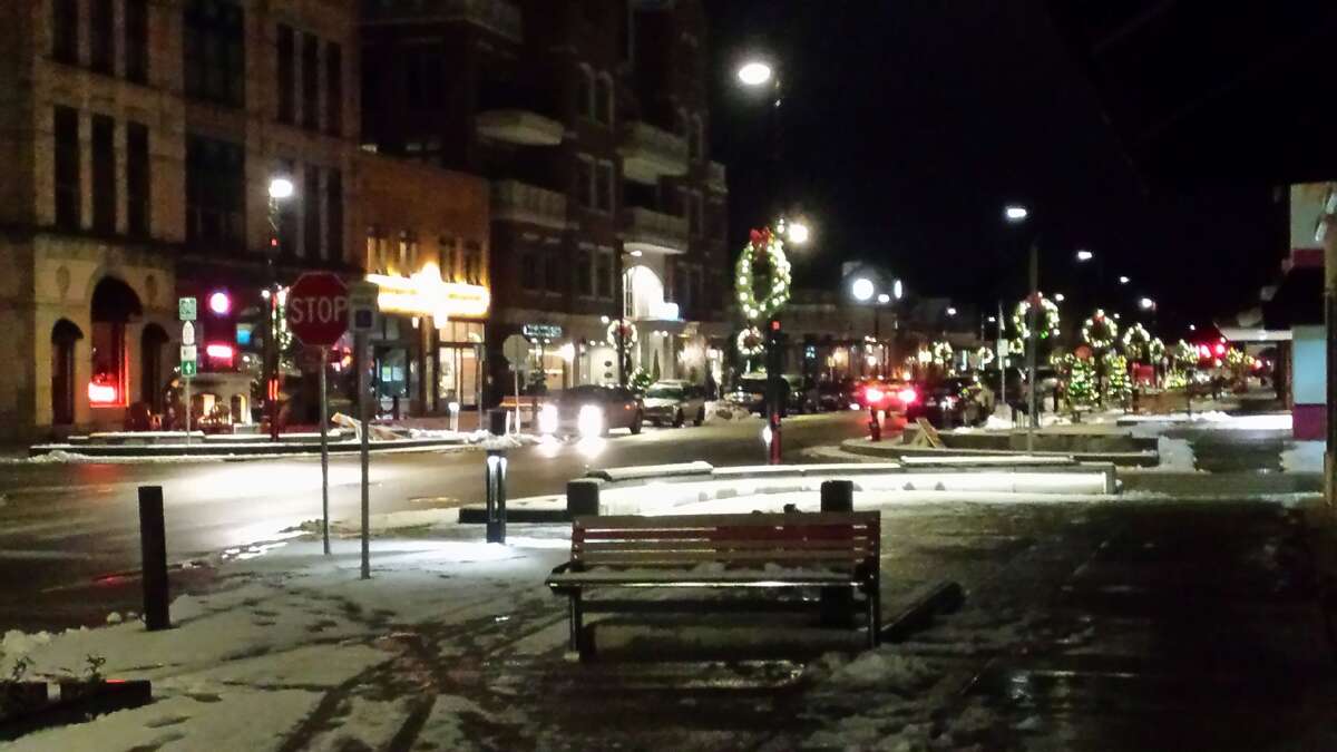 Midland's downtown decor