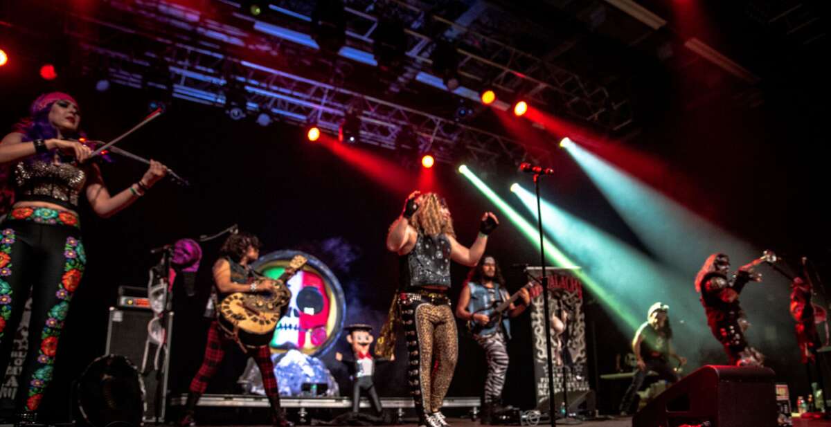 Metalachi, self-proclaimed "world's first and only heavy metal mariachi ...