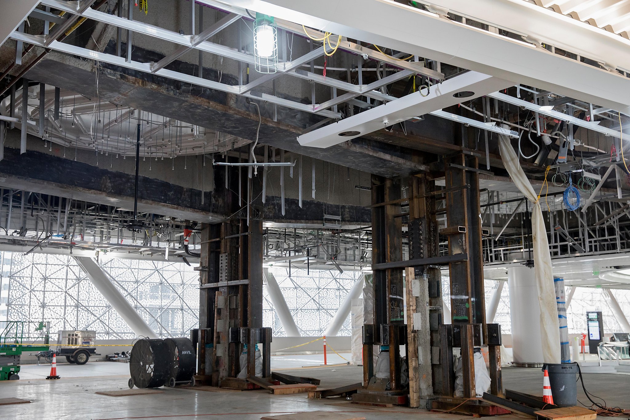 No date to fix SF transit terminal as Clipper kiosks return to ...