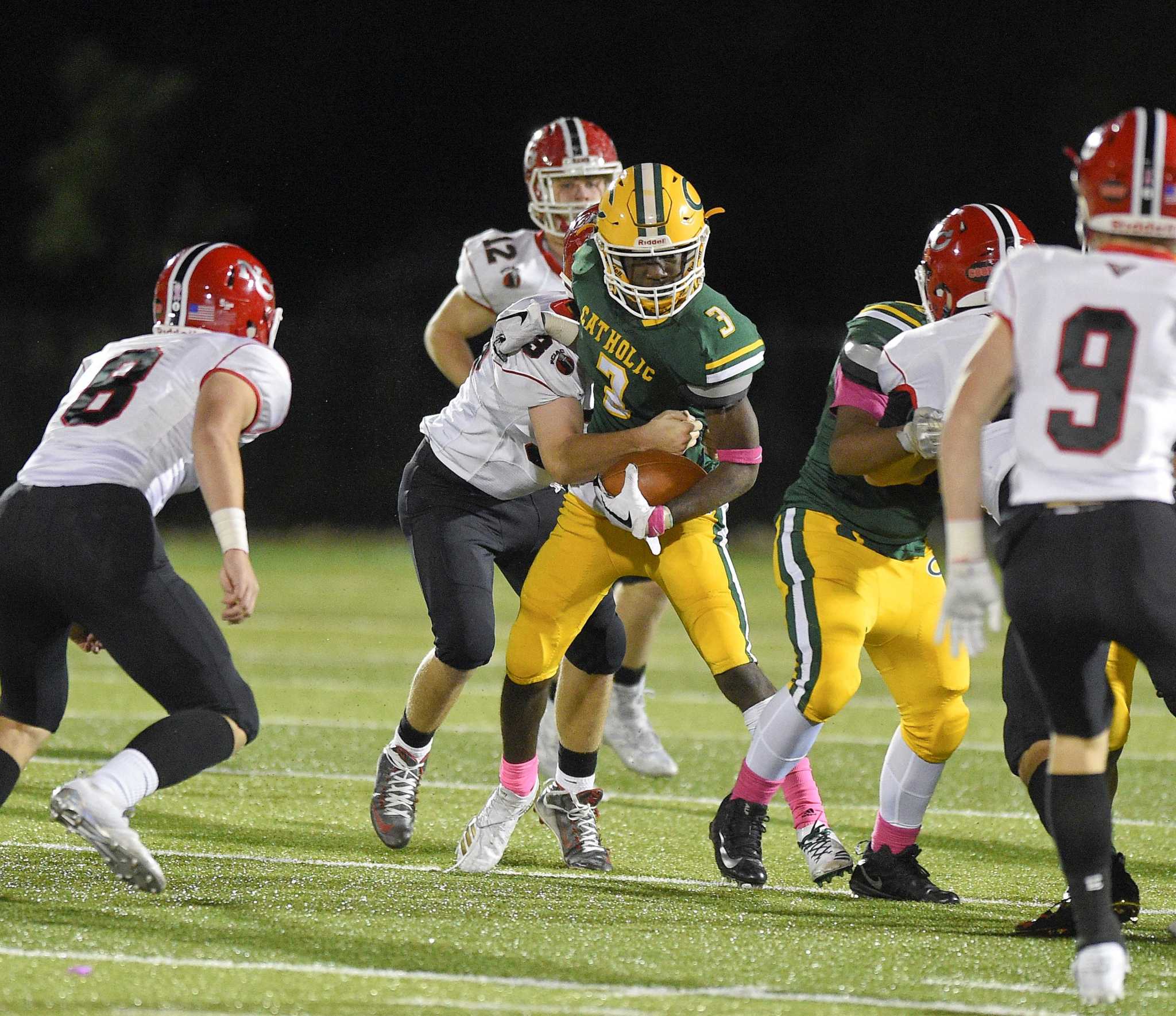 Trinity Catholic football set for Thanksgiving game at Wilton