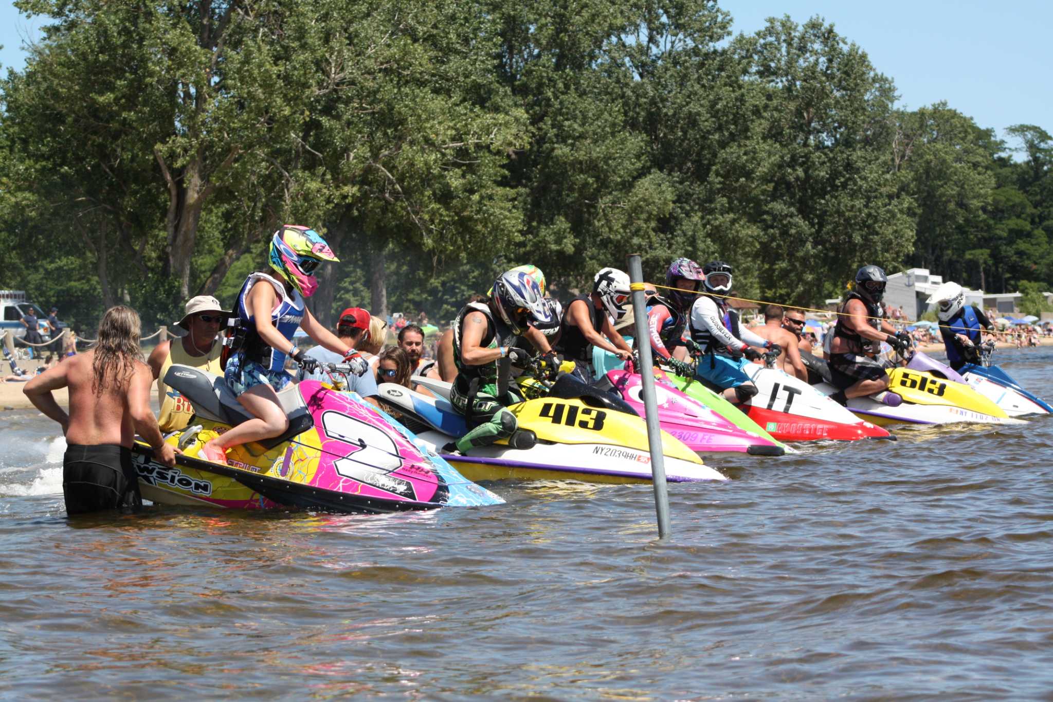 Rotterdam 15-year-old wins jet ski championship