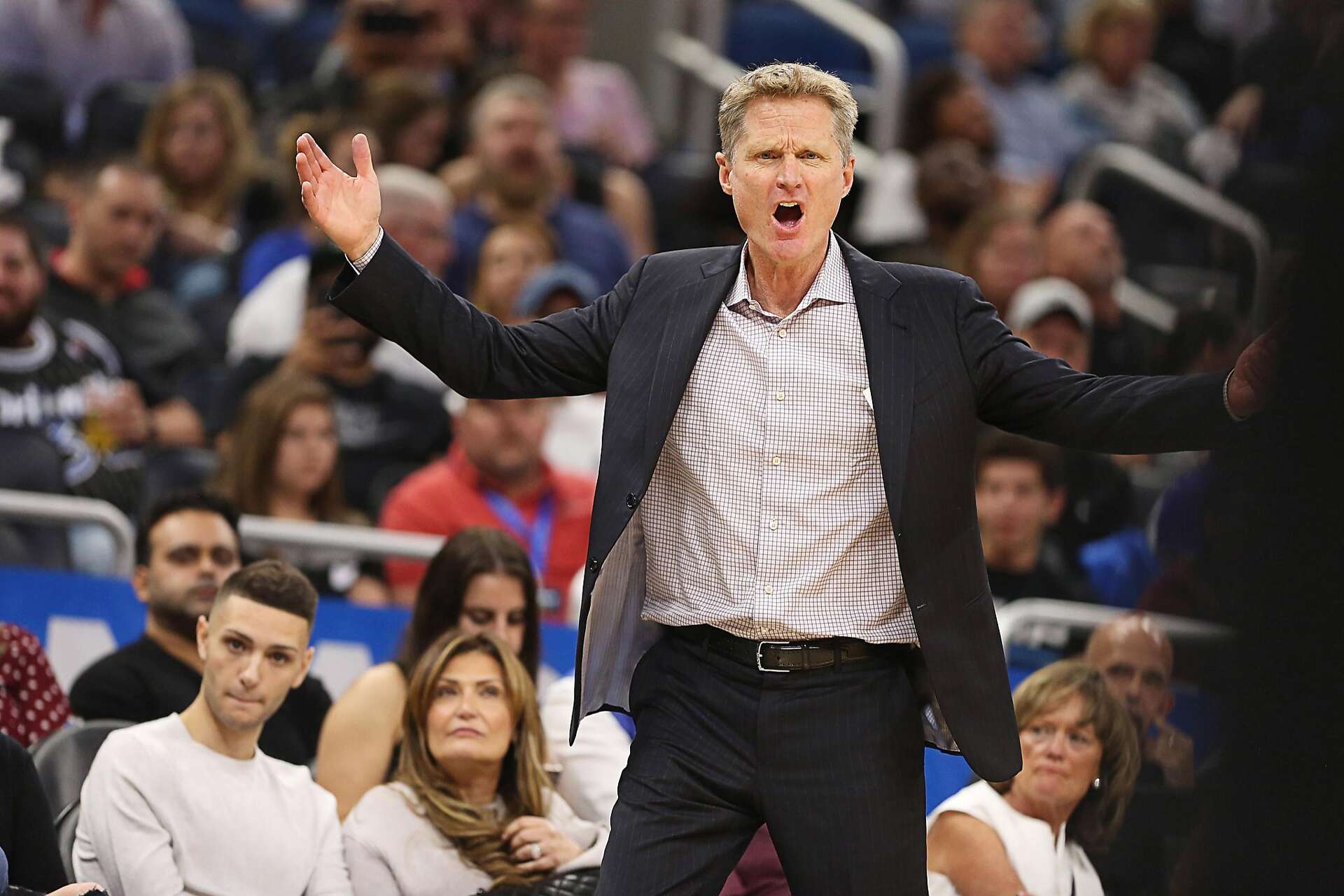 Injuries to Stephen Curry, Draymond Green expose Warriors’ dearth of ...