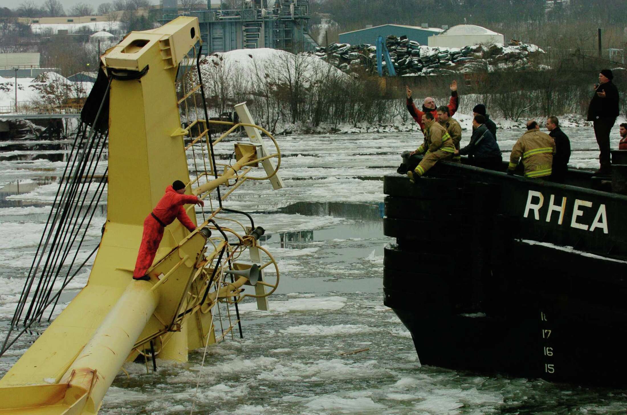 15 years ago, the Stellamare capsized in the Hudson River