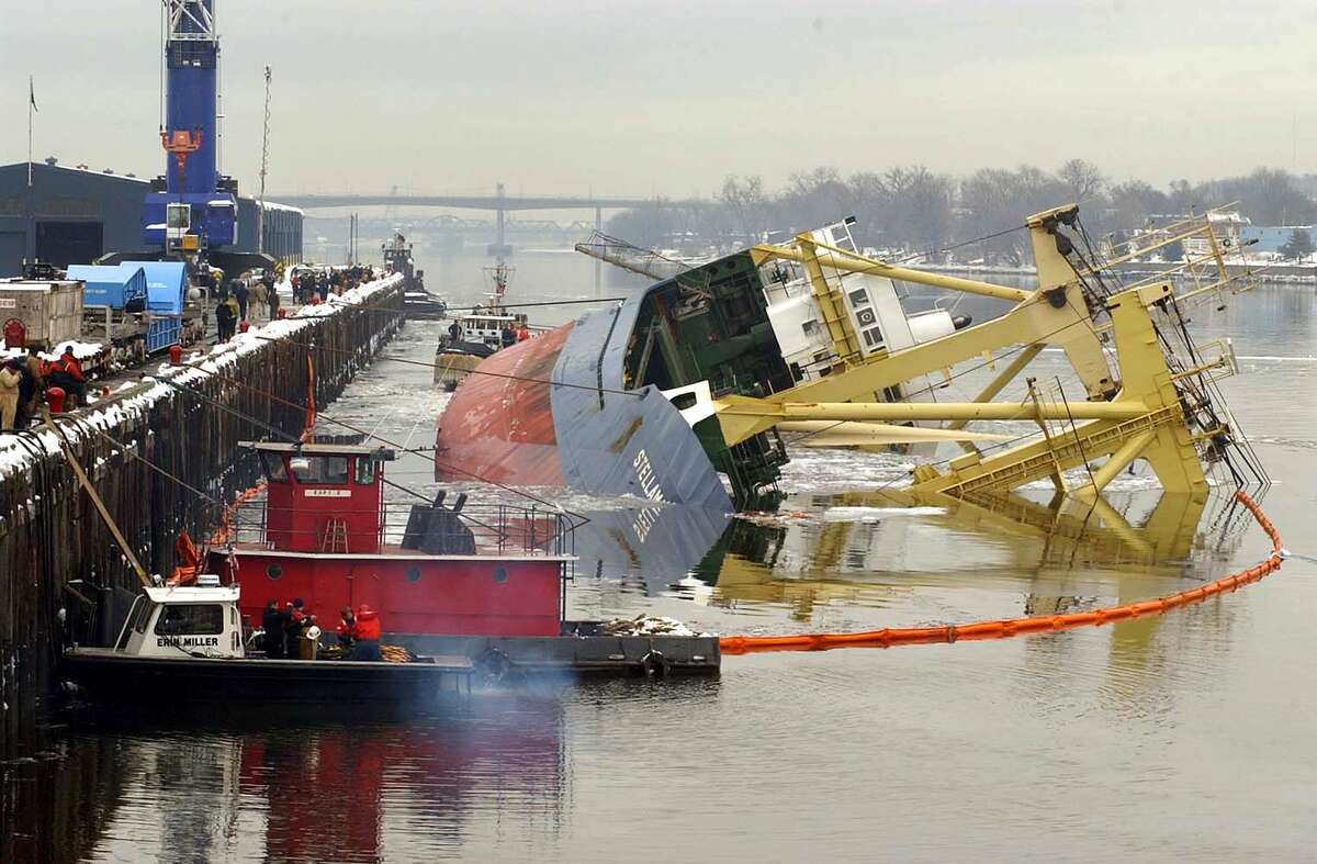 15 years ago, the Stellamare capsized in the Hudson River