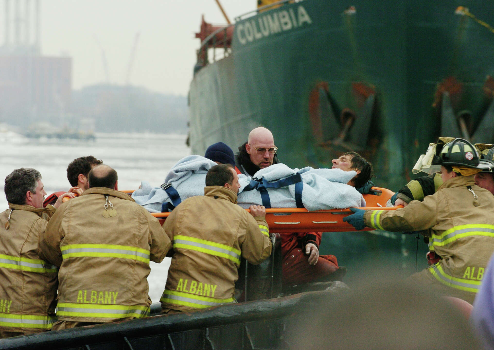 15 years ago, the Stellamare capsized in the Hudson River