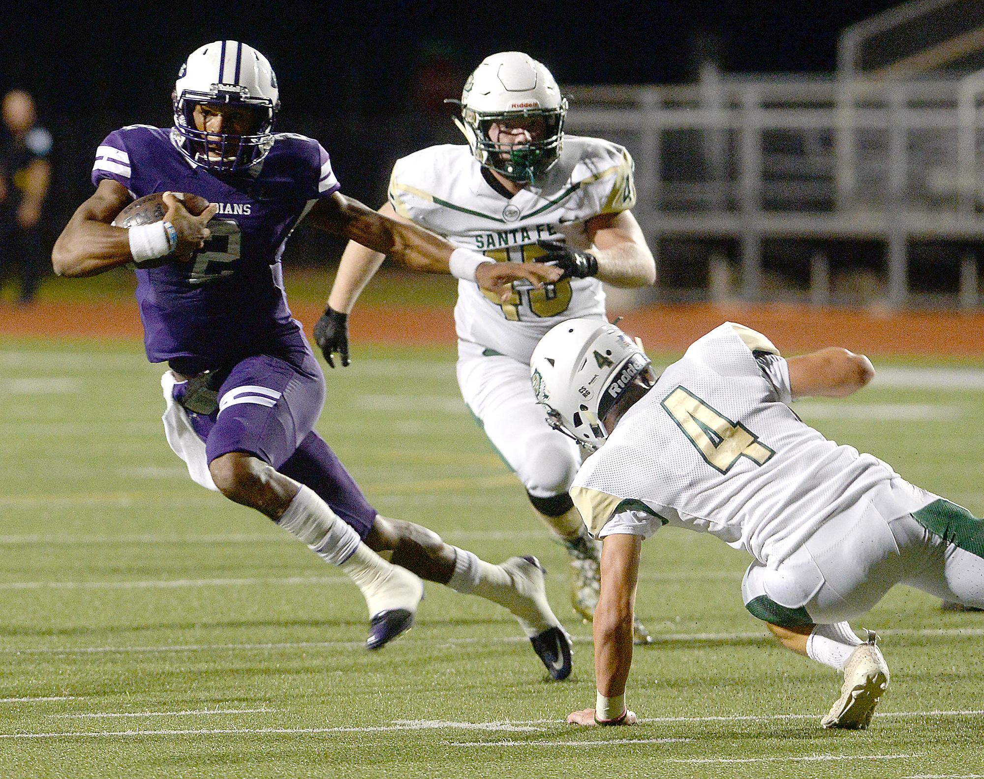 Texas QB Roschon Johnson willing to sacrifice redshirt to help at RB