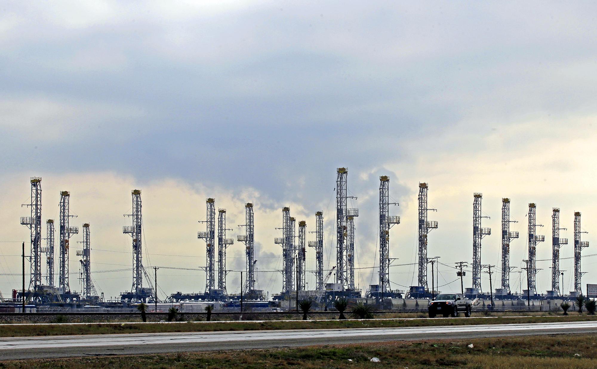 Weatherford continues sale of drilling rig subsidiary in Saudi Arabia