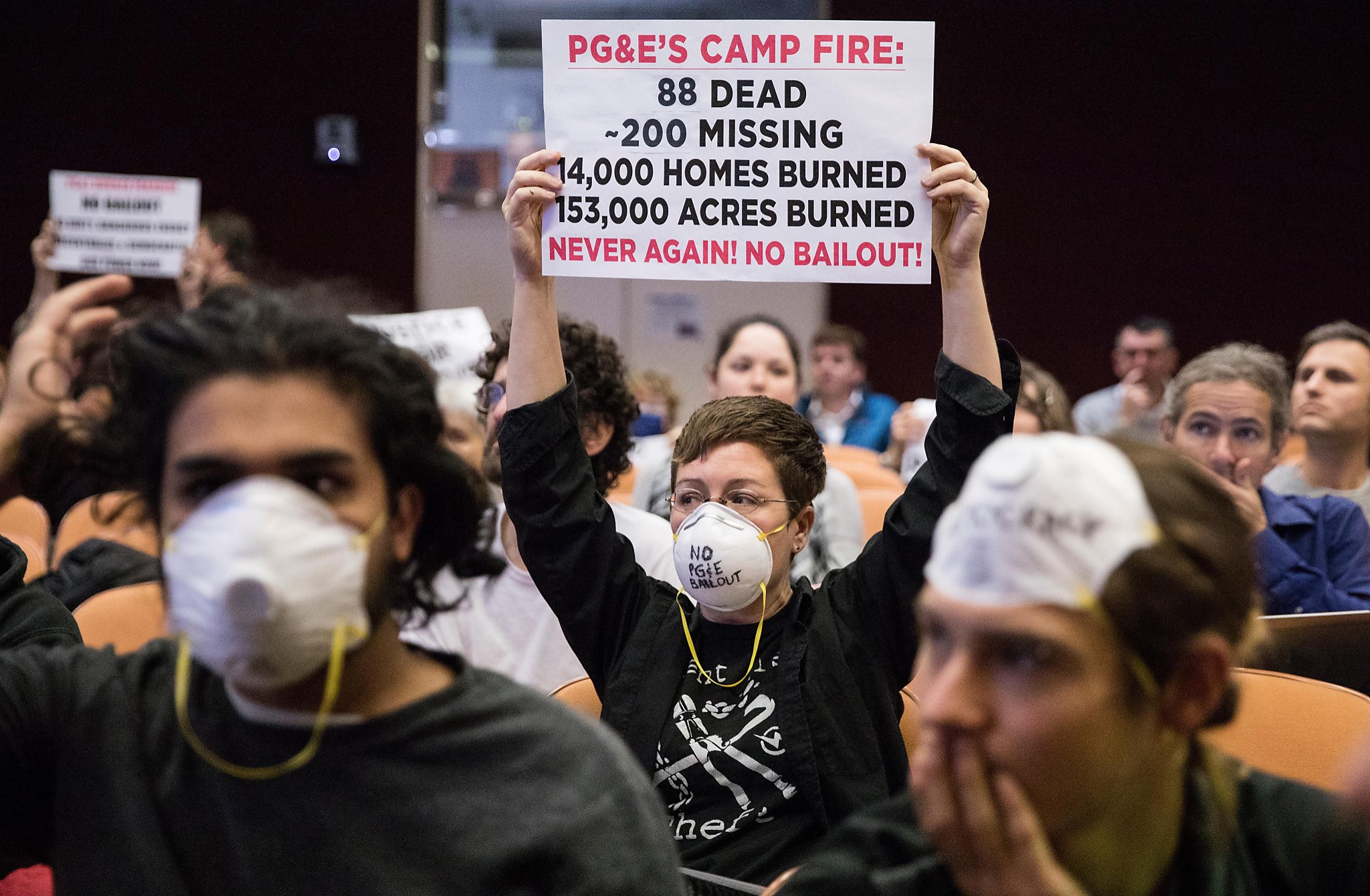 Regulators back tough PG&E probe after fires; protesters demand ...