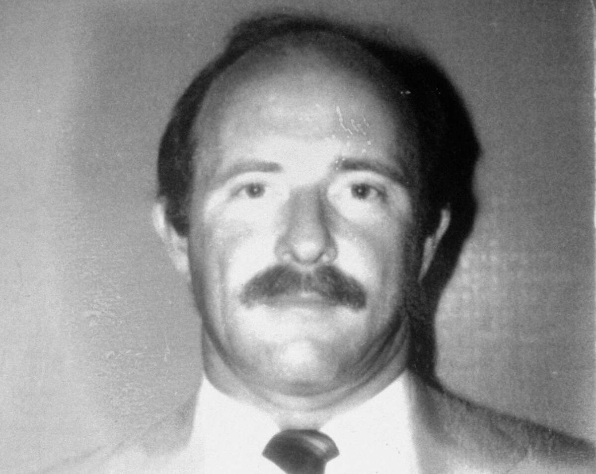 Houston lawyer’s examination of Cold War murder yields new book