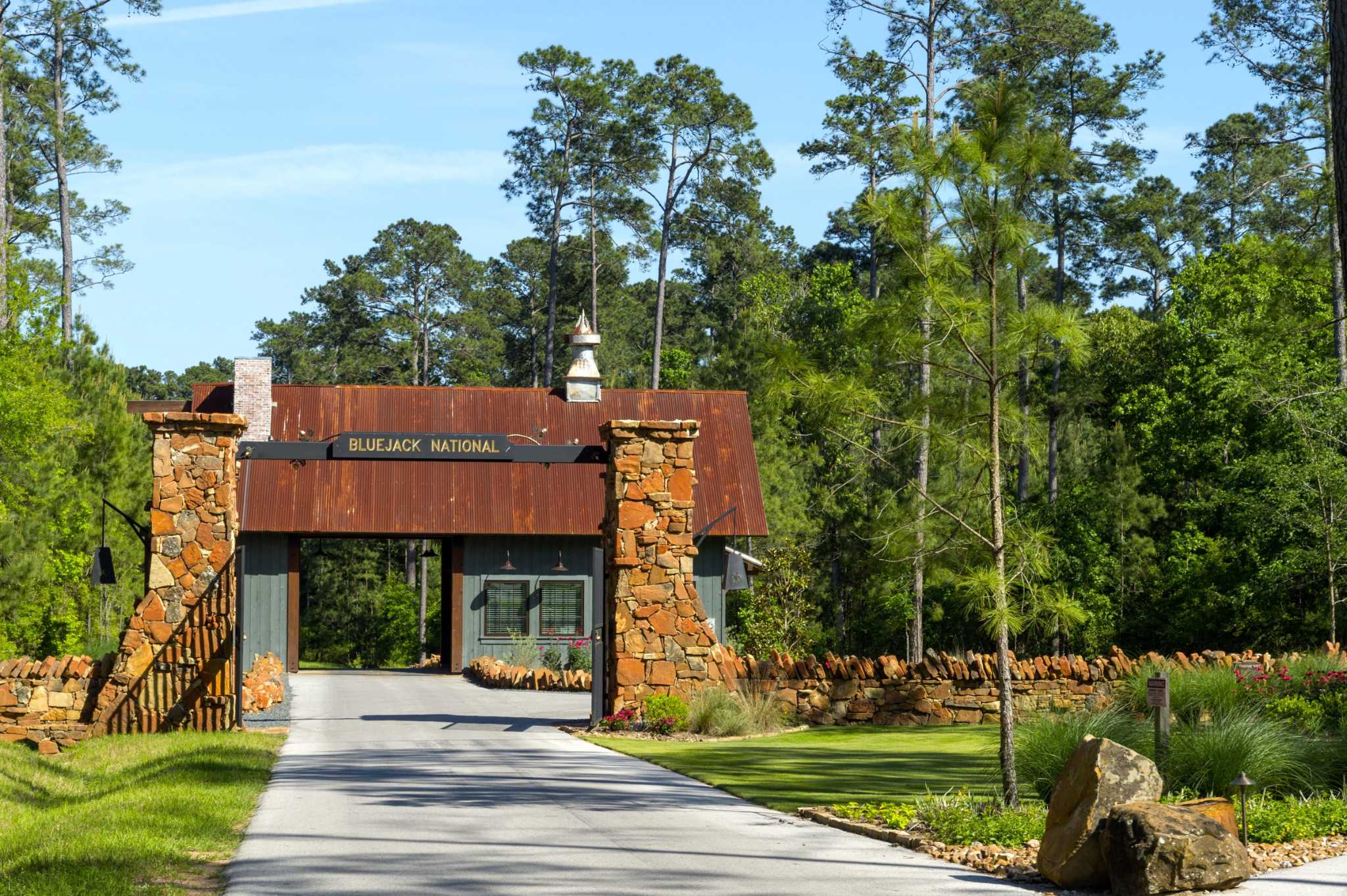 Bluejack National designed by Tiger Woods earns Golf Inc. 'best new ...