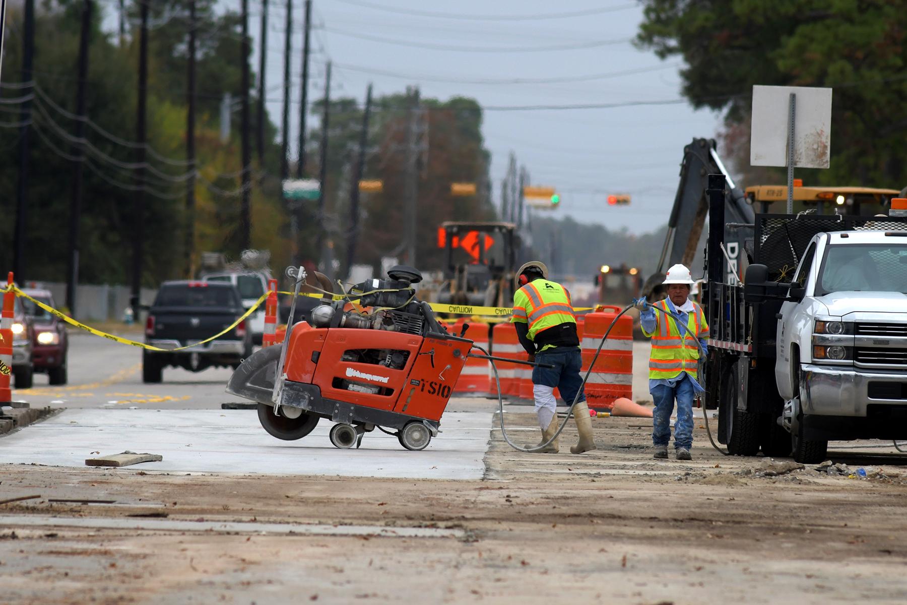 Northwest Houston road projects improve turning lanes, widen roads