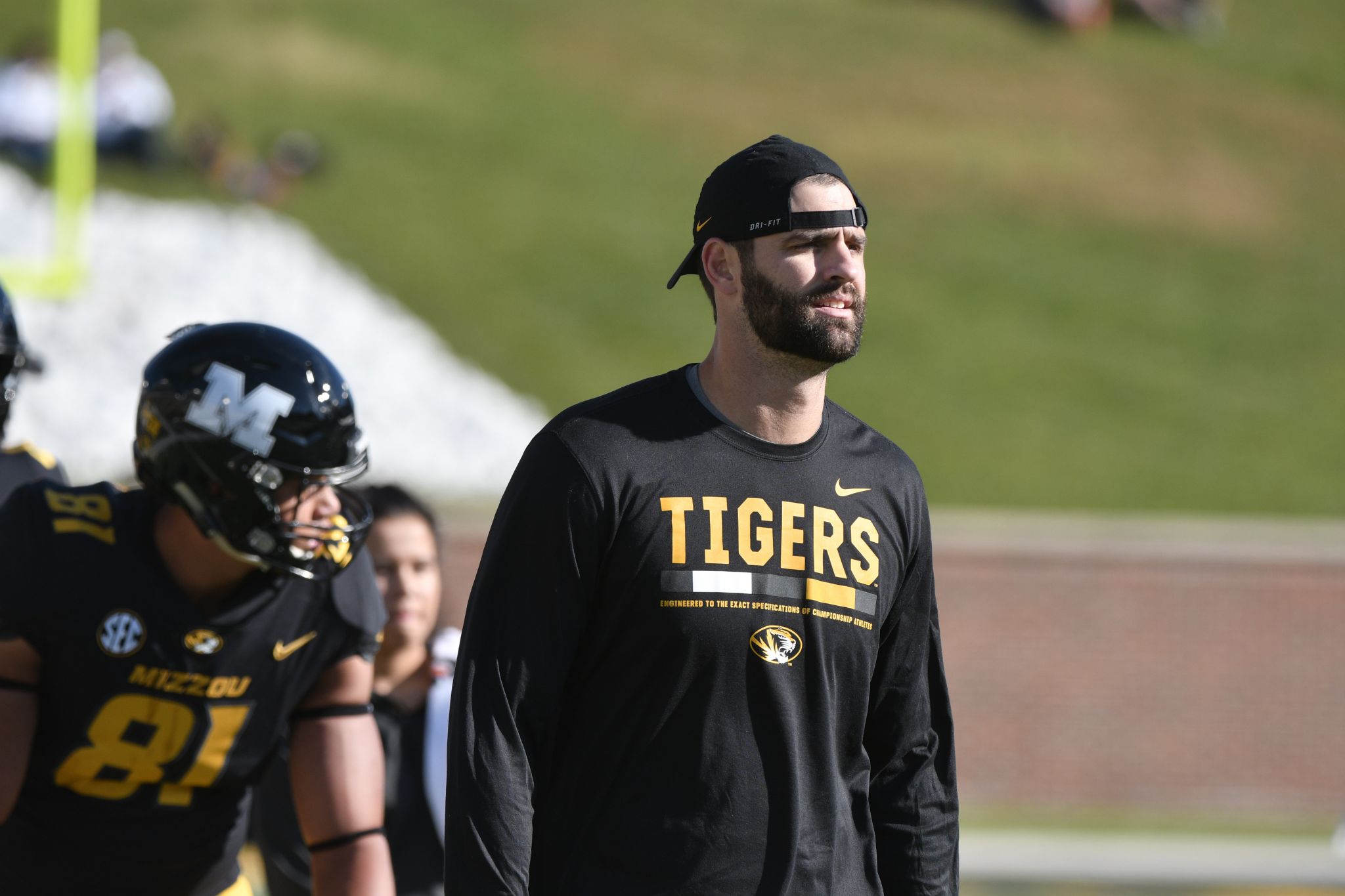 Texas A&M hires Joe Jon Finley as tight ends coach