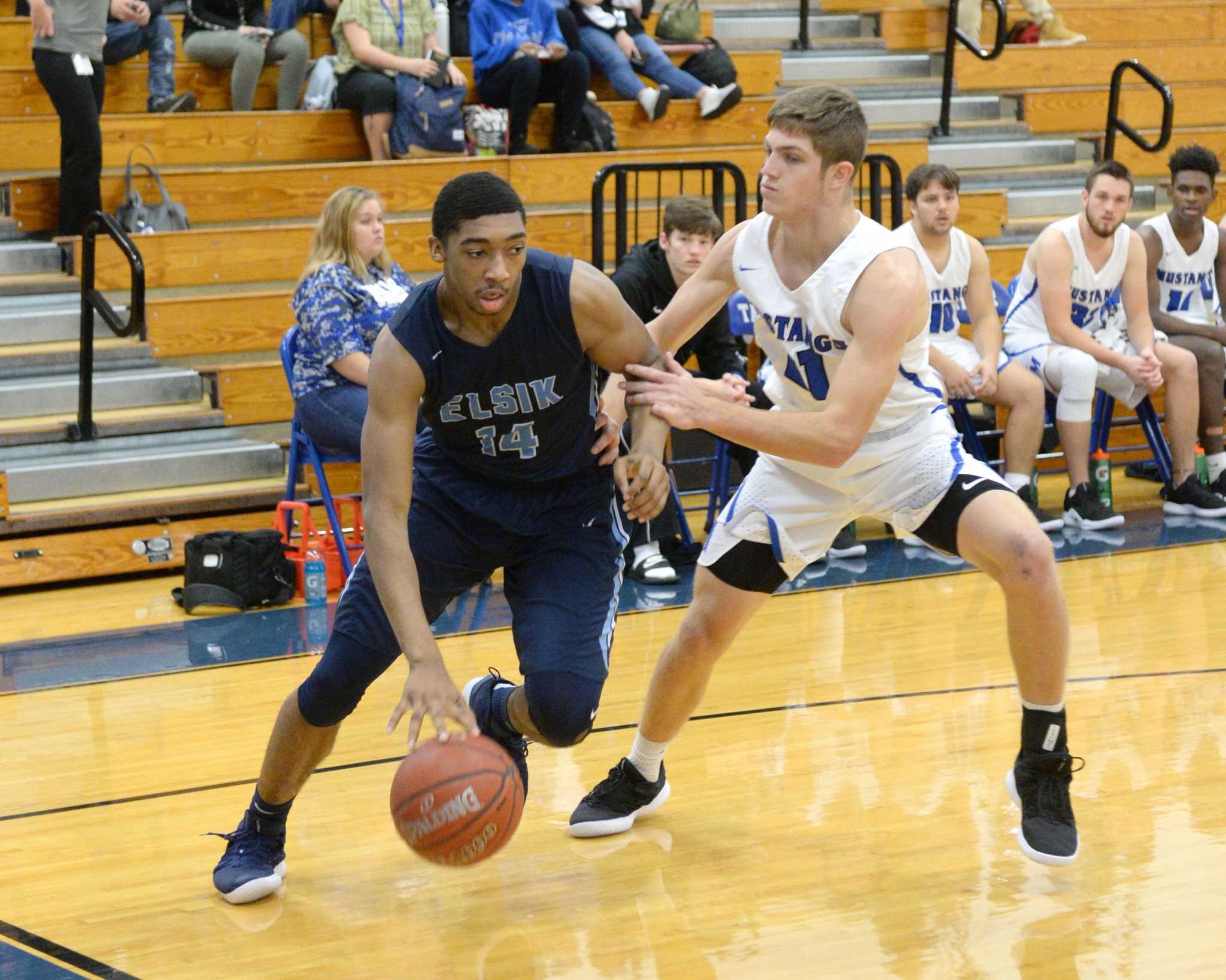 Alief Taylor, Elsik reach silver bracket at Katy Classic basketball tournament