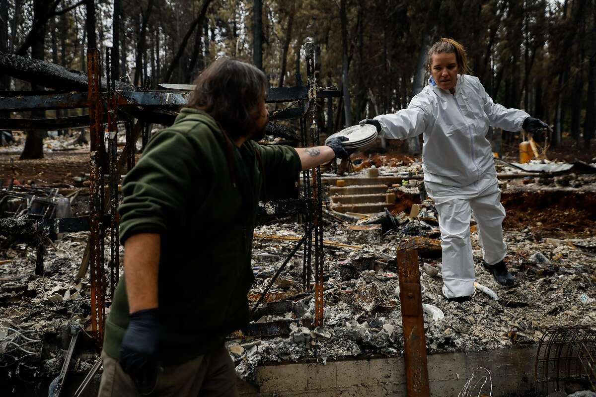 Return to Paradise: 27 days after the Camp Fire, residents allowed in ...