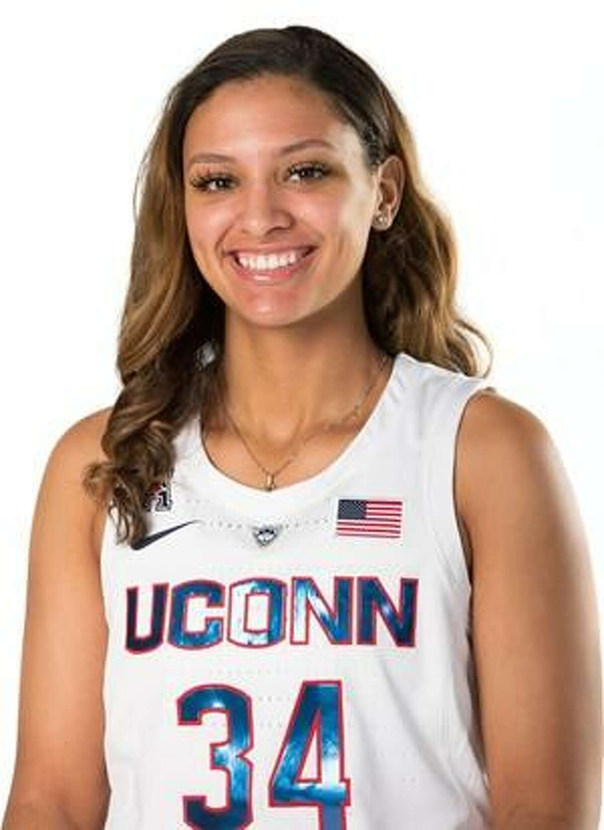Sophomore Lexi Gordon transferring from UConn