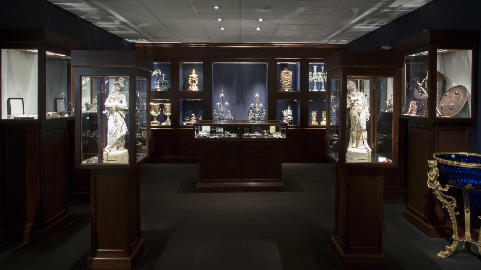 A guide to antiquing in New Orleans