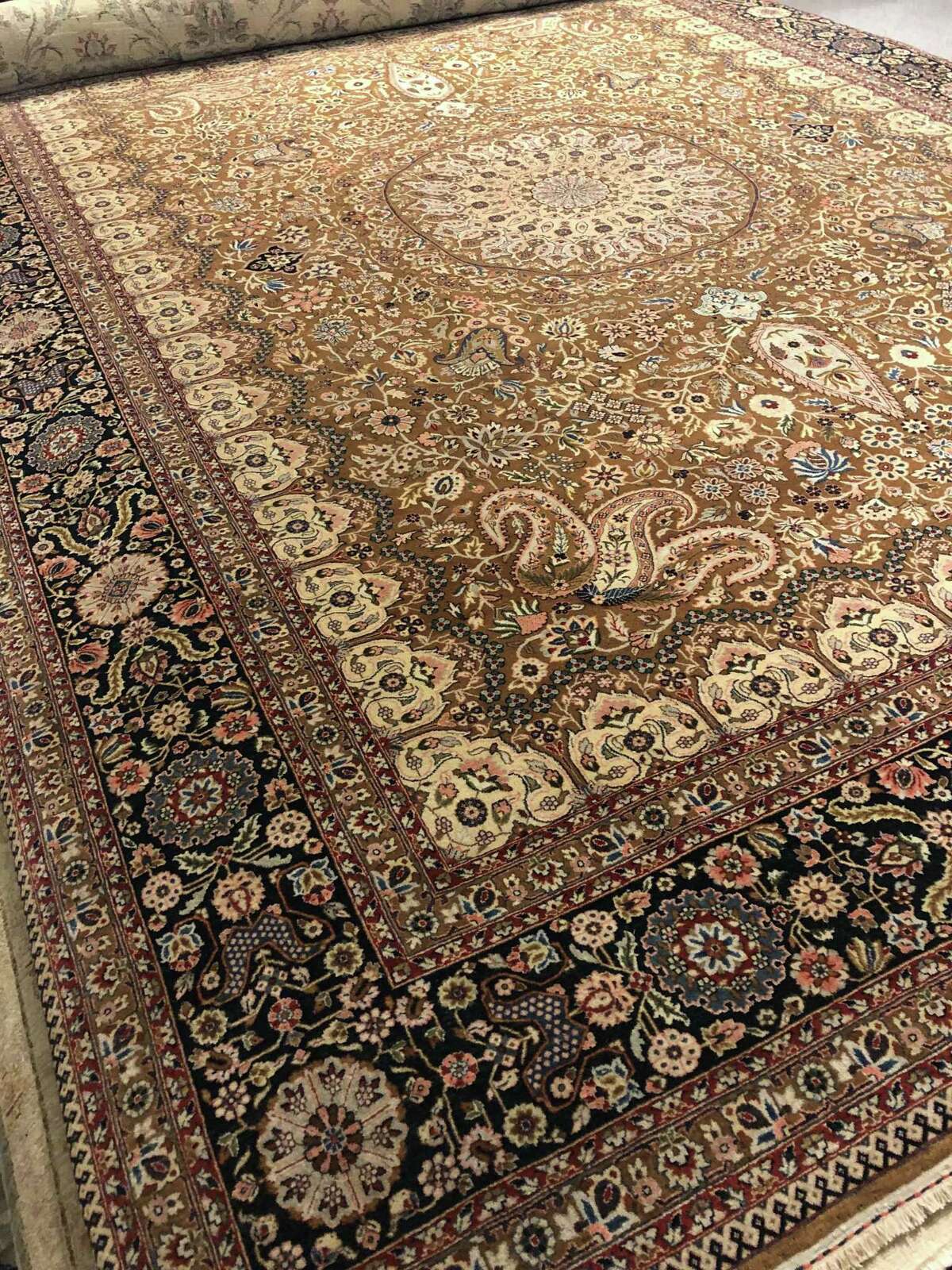 A guide to antiquing in New Orleans