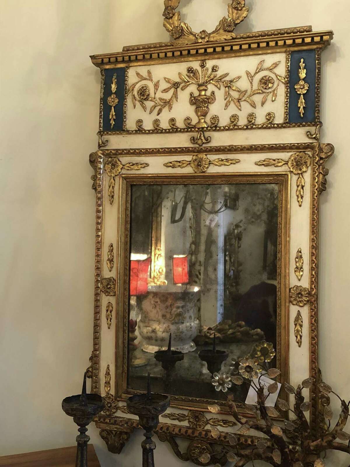 A guide to antiquing in New Orleans