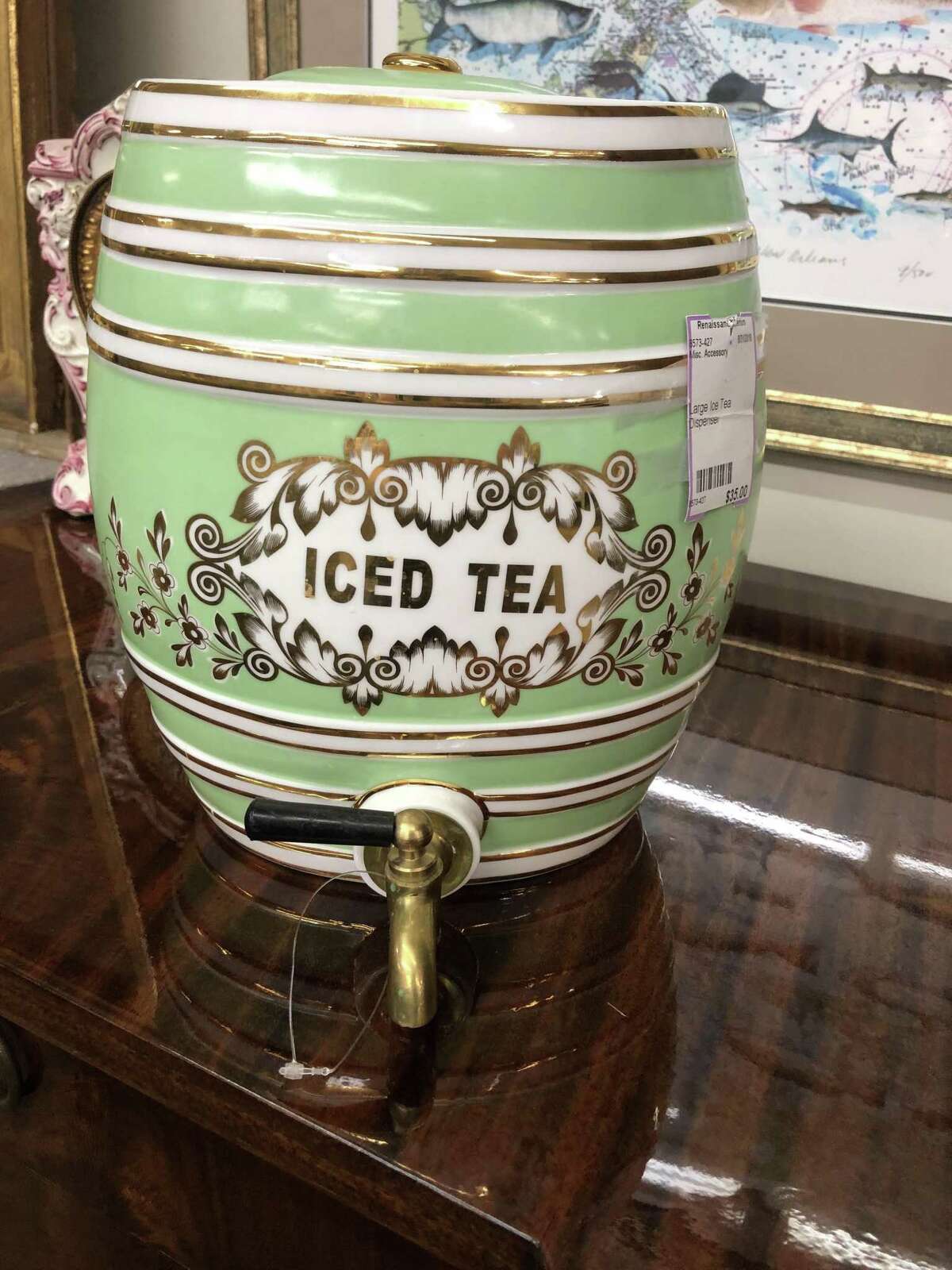 A guide to antiquing in New Orleans