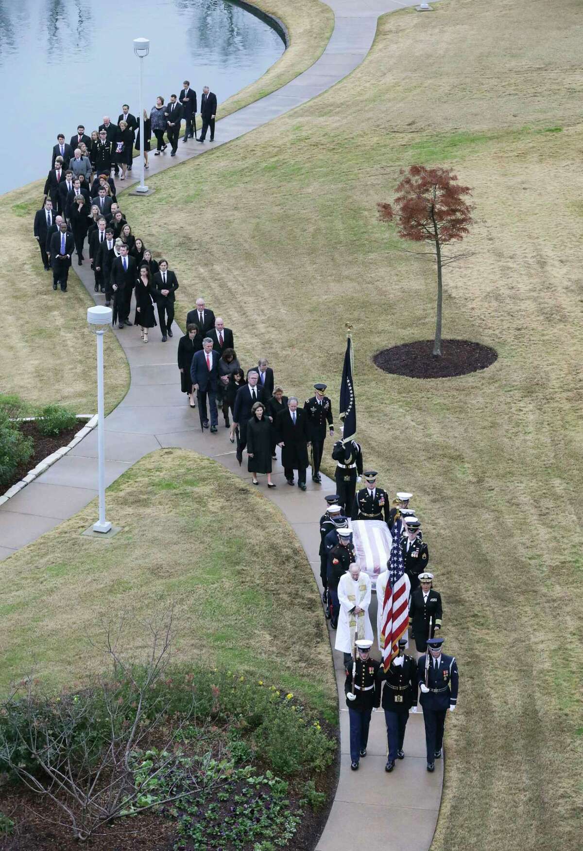 George H.W. Bush is laid to rest at his presidential library in College ...
