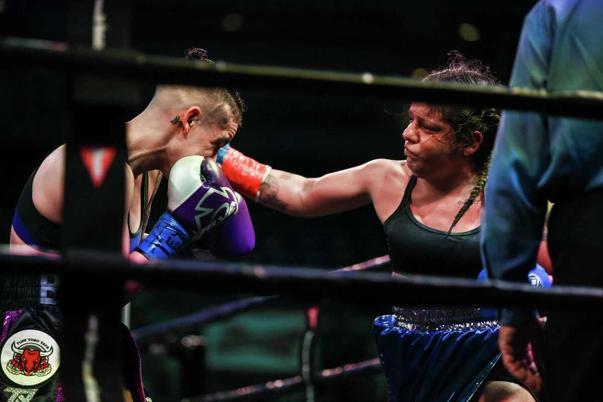 Two Laredoans claim gold