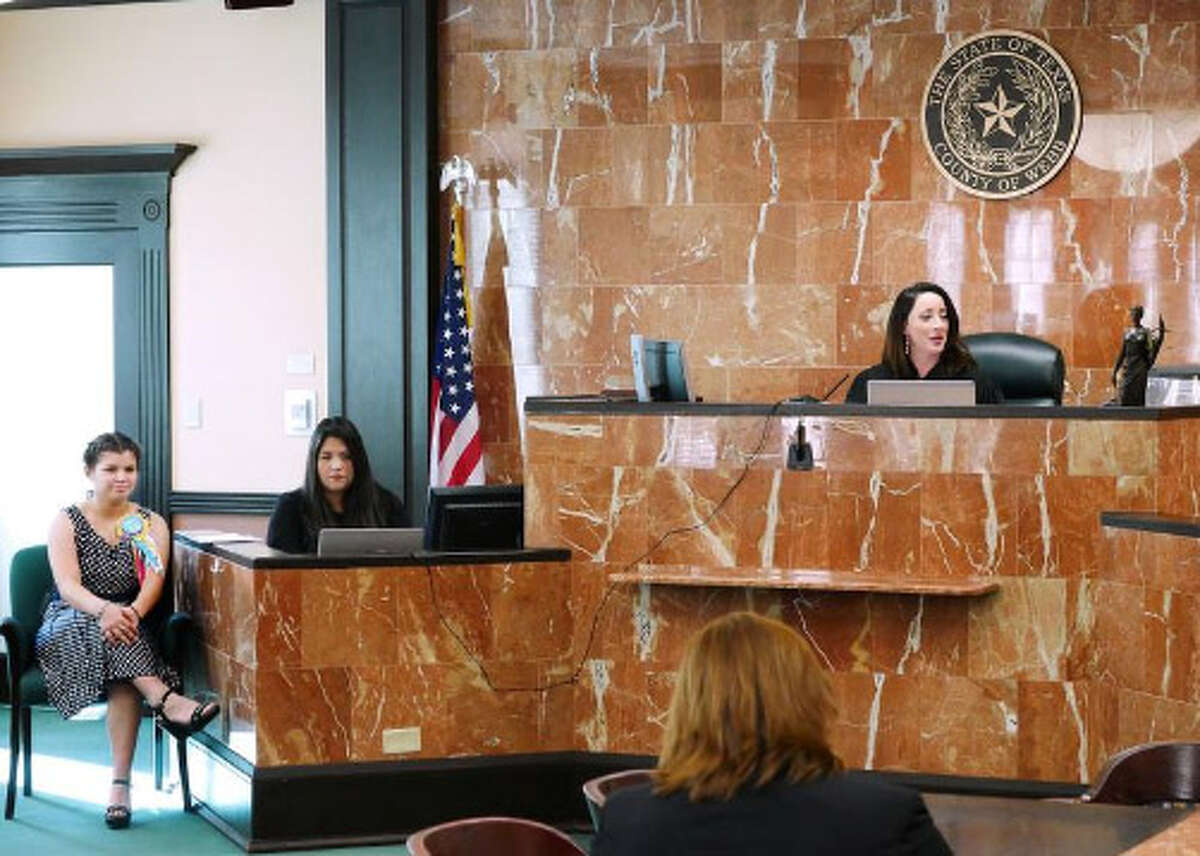 16-year-old Laredoan seeking a forever family fills in as court bailiff