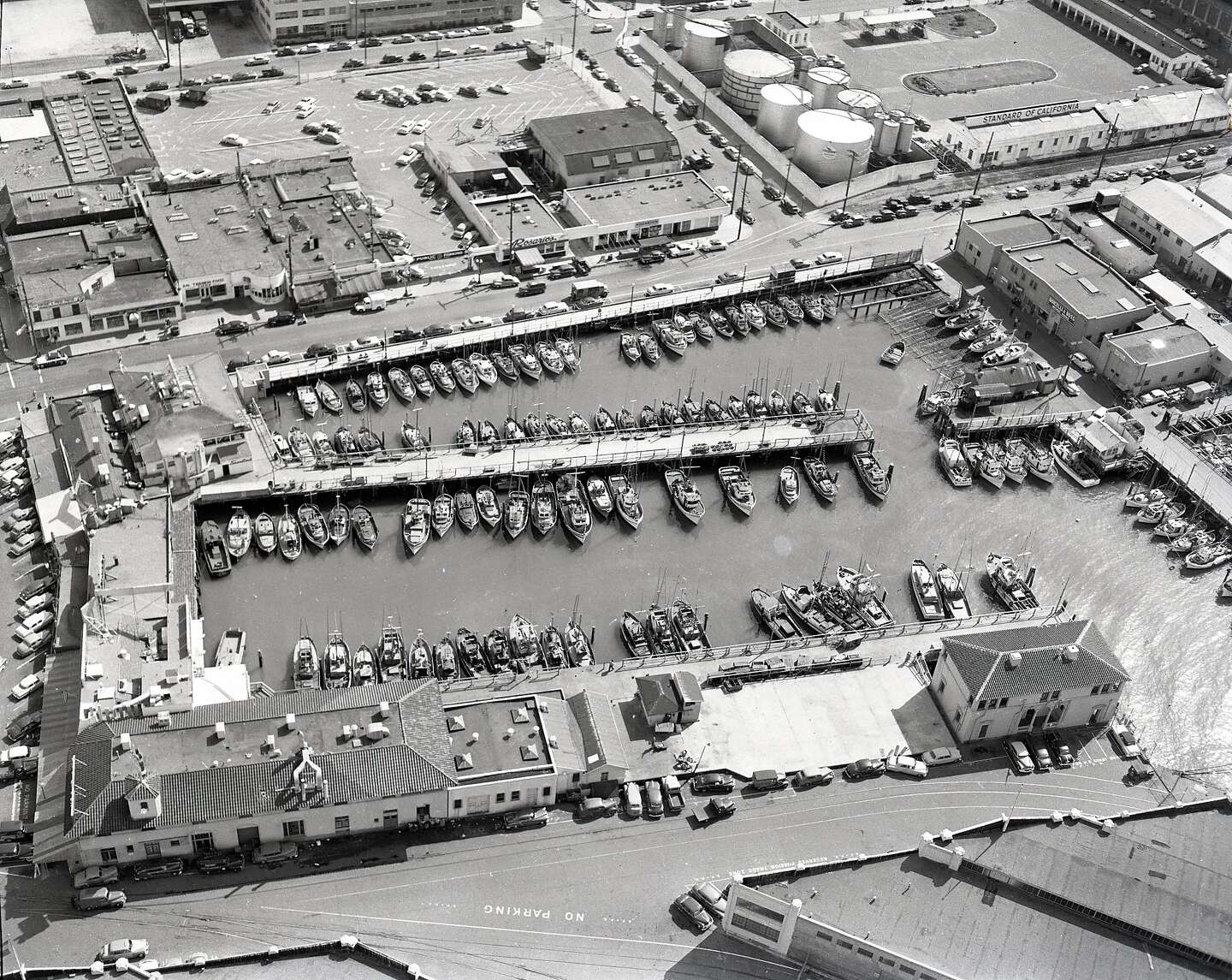 How Fisherman’s Wharf went from fishing hub to tourist mecca