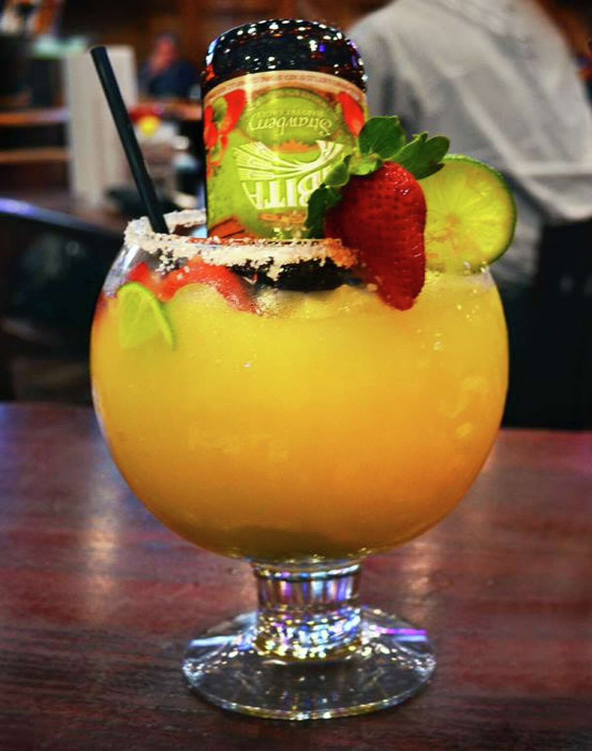 Drew Brees-owned Walk-On's Bistreaux & Bar continues work on Midland ...