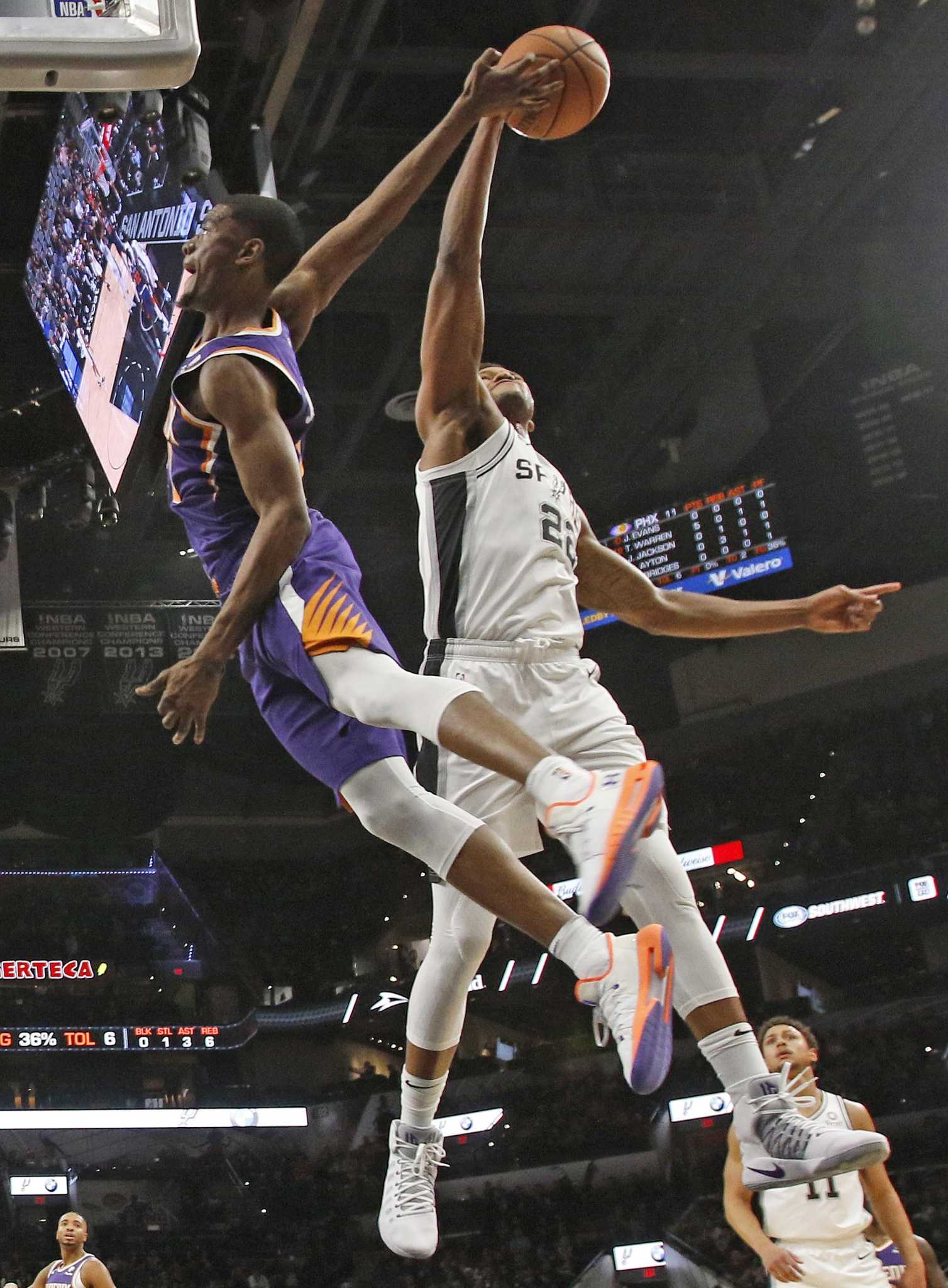 Spurs’ defense delivering during winning streak